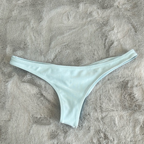 White Fox Boutique | Swim | White Fox Ruched Back Cheeky Bikini Bottom ...